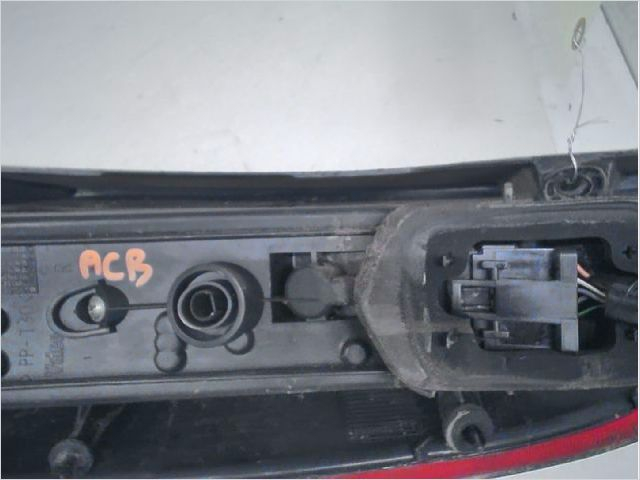 Feu arrière droit occasion OPEL CORSA III Phase 1 - 1.7 DTI 16v - Auto ...