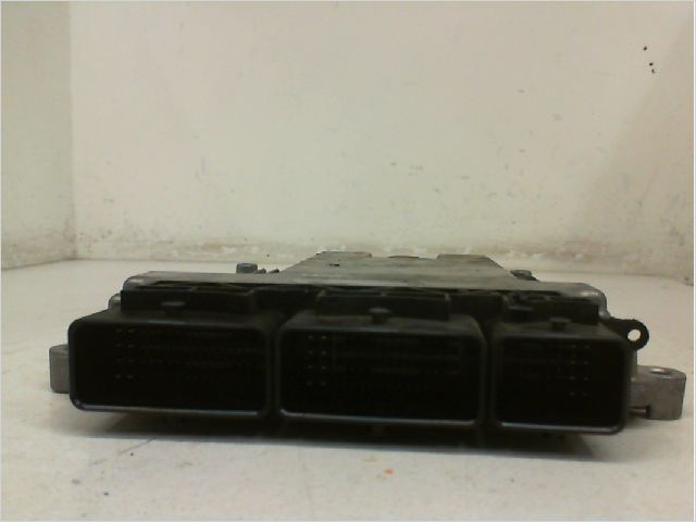 Calculateur moteur occasion RENAULT KANGOO II Phase 2 - 1.5 DCI 75ch - Auto Casse Bouvier