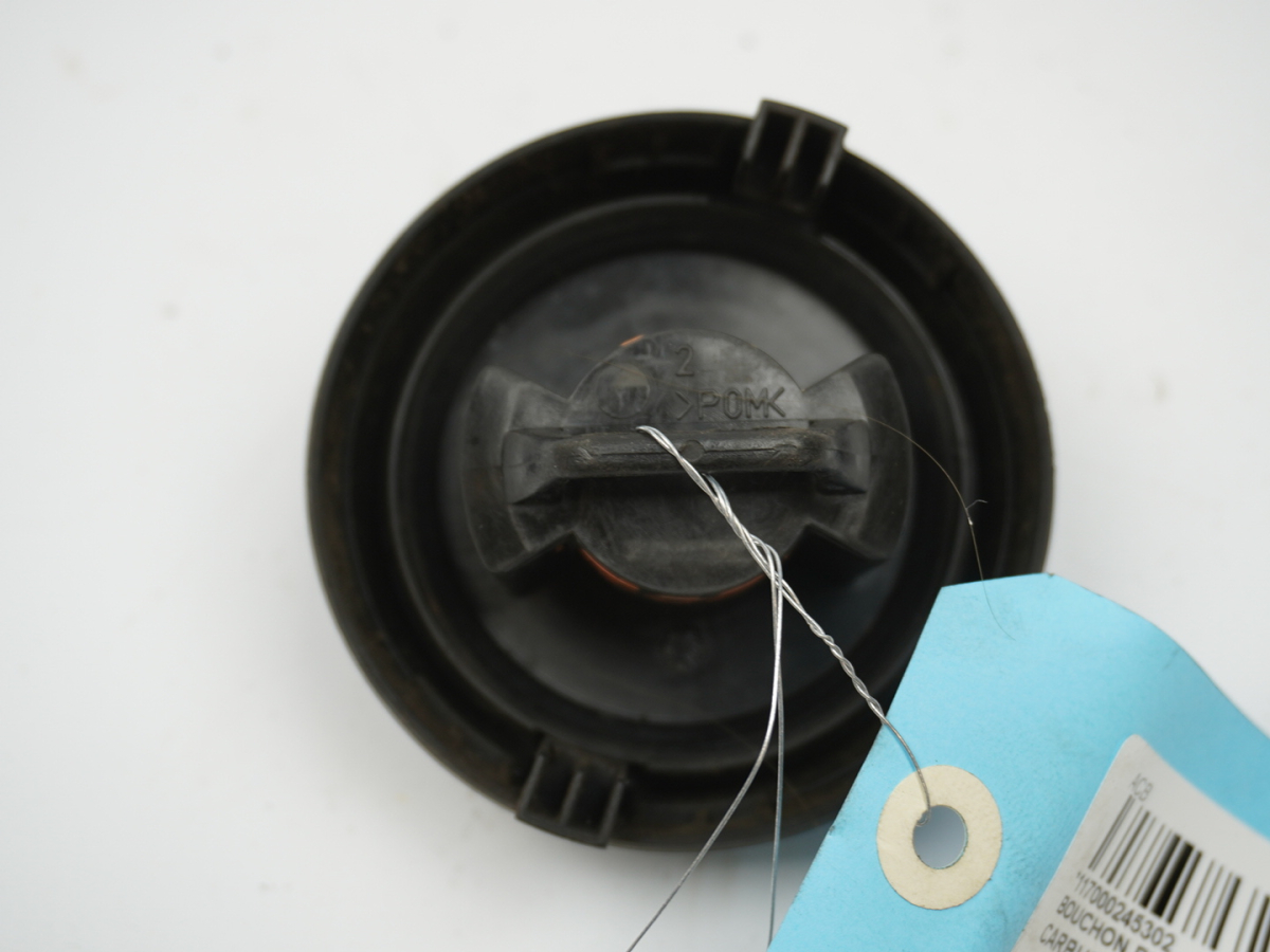 Bouchon reservoir a carburant occasion PEUGEOT 406 Phase 1 - 1.8i 90ch ...